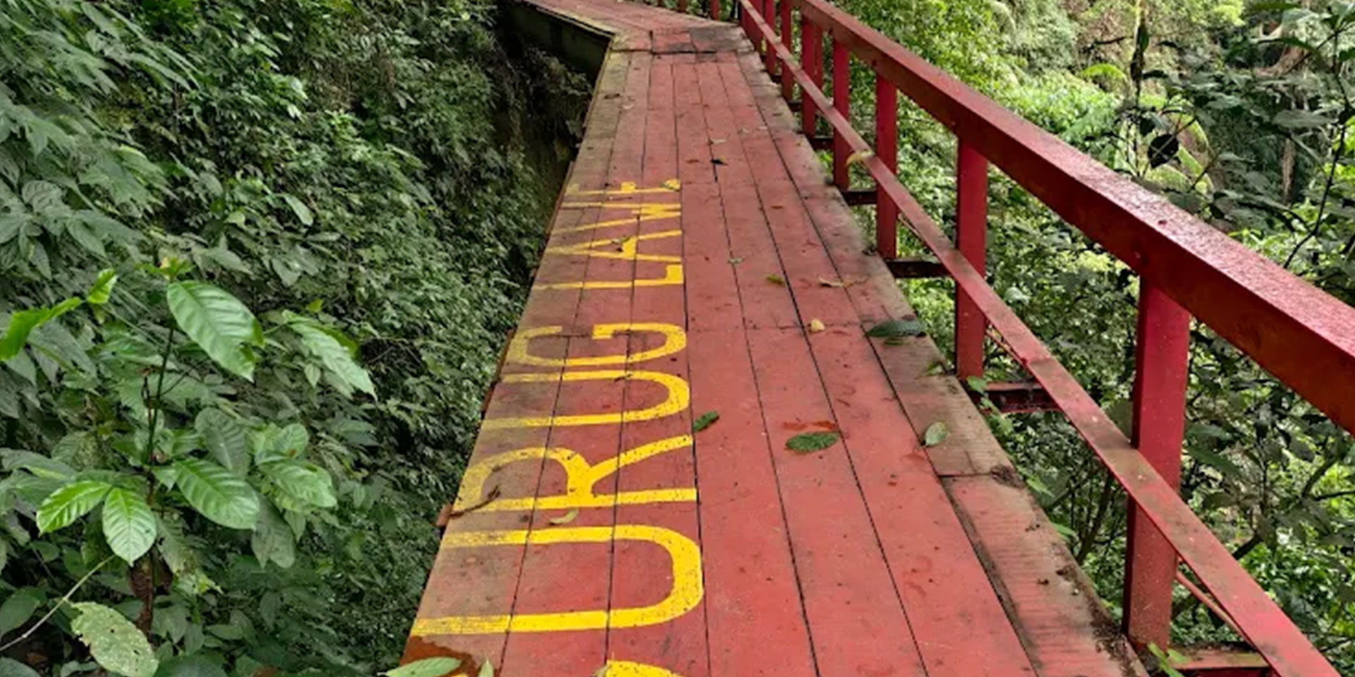 Air Terjun Curug Lawe dan Curuk Benowo Kalisidi - Kayu Arum Resort